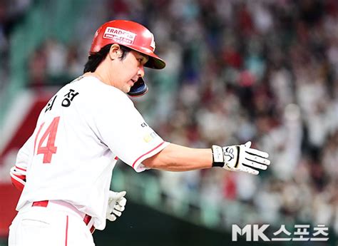 100억 보장 최정 설마 Fa 시장 나오나프로야구 쩐의 전쟁 시작된다