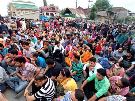 Protests Held Against Killing Of Kashmiri Pandit Govt Employee