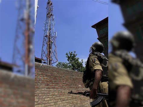 Telecom Operators Rift On Govts Spectrum Usage Charge Widens Zee