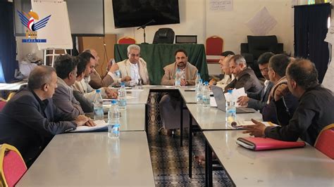 مناقشة مستوى تنفيذ مشاريع خطة العام الجاري بمحافظة صنعاء سبأنت