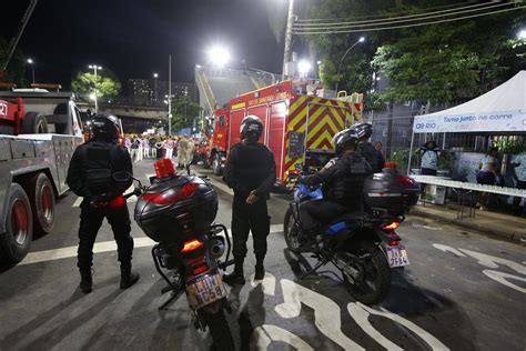 Governador prestigia a primeira noite de desfiles da Série Ouro Diário do Rio de Janeiro