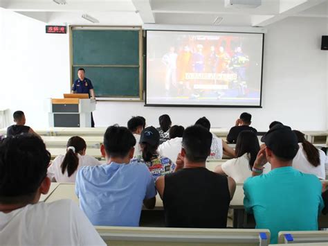 2021年消防员招录最新动向！ 消防百事通