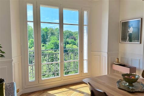 Appartement Haussmannien avec vue dégagée Storefront