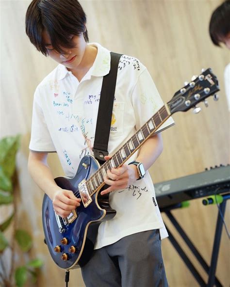 เปิดวาร์ป เอเอ อชิรกรณ์ หนุ่มหน้าใส หลานชายหล่อบอกต่อด้วย ของโทนี่ รากแก่น