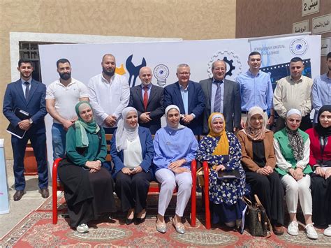 كلية تقنية المعلومات جامعة عمان الأهلية