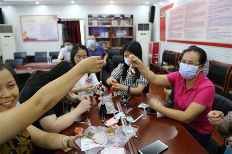 拥抱传统节日 弘扬爱国主义—自治区信访局举办“传承家国情 欢度端午节”主题活动 广西壮族自治区信访局门户网站