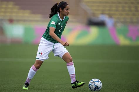 Selección Mexicana Femenil Kenti Robles acepta deuda tras eliminación