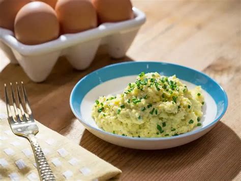 The Proper Scrambled Eggs Recipe Chefs Resource Recipes