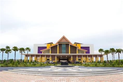 โรงพยาบาลศูนย์การแพทย์มหาวิทยาลัยวลัยลักษณ์ ในเมืองอำเภอท่าศาลา