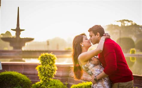 Romantic And Kiss Of Young Indian Couple Love Wallpapers Pre Wedding
