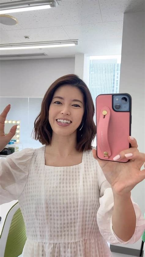 神田愛花さんのインスタグラム動画 神田愛花instagram「よぉぉぉぉぉし ️ ️ ️ 今日も楽しみながら頑張るぞ 🏻 フジテレビ