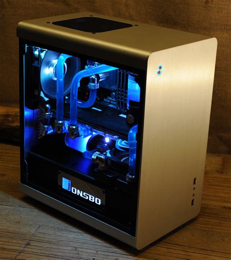 Pin De Jens En Crazy Computer Pc Cases Escritorio Pc Computadoras