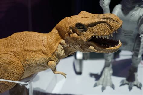 Jurassic World Toys By Hasbro At Toy Fair 2015 The Toyark News