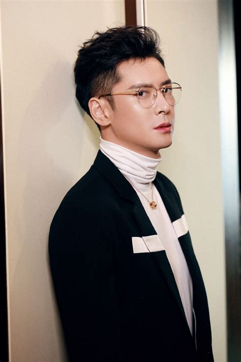 韩栋代言费用、广告代言价格 韩栋经纪代理 星云库