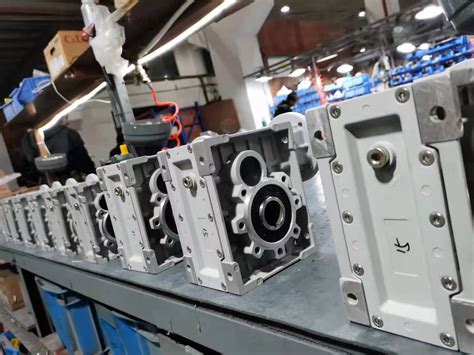 Variable Speed Geared Motor With Wheel Adjustment