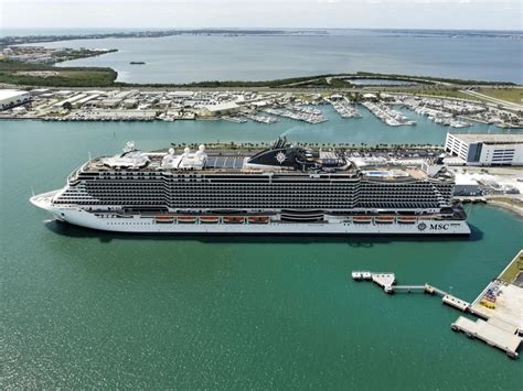 MSC CROCIERE STAGIONE INVERNALE 2025 2026 7 NAVI DAI PORTI