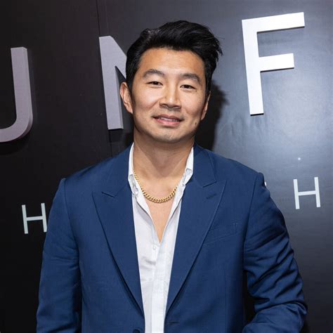 Simu Liu Clarifies Criticism Of Air Canada Staff Mytalk 1071