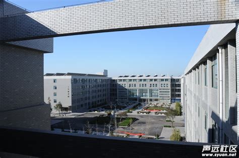 山东理工职业学院风景 食堂 宿舍 大山谷图库