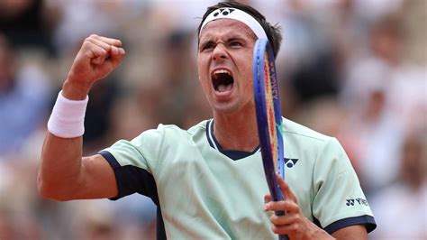 Daniel Altmaier Upsets Taylor Fritz At Roland Garros Atp Tour Tennis