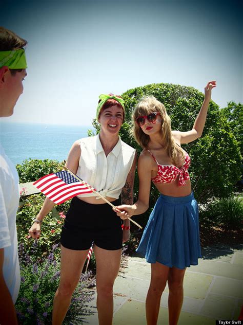 Taylor Swift Rocks Bikini And Gets Patriotic On Fourth Of July Photos Huffpost