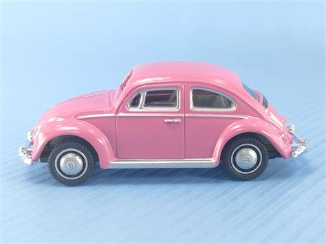 フォルクスワーゲン Type1 ビートル（ピンク） ミニカーときどきミニカー