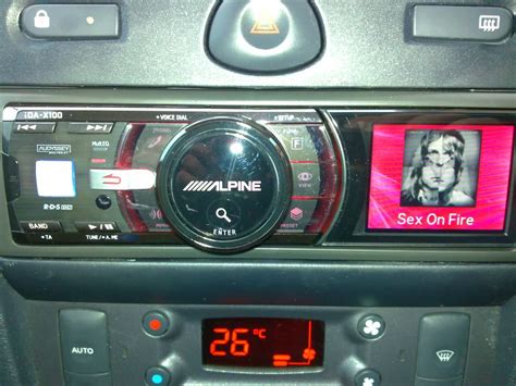 Alpine Ida X100 Fitted