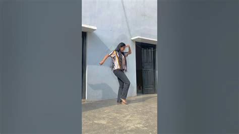 Chammak Challoyoutubetrendingviralshortsdanceyoutubeshorts
