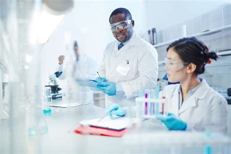 Lab Investigation Stock Image Image Of Scientist Adult 73320155