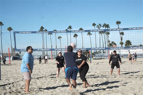 News Sponsorship Elite Screens Team Serves Up Sets For The Winter Season
