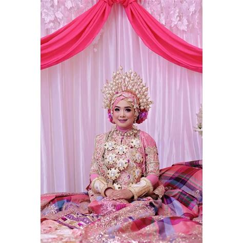 Gaun Pengantin Pink Berhijab Model Gaun Pengantin
