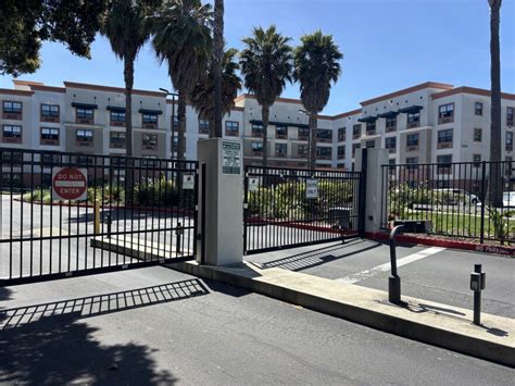 Oaklands Mandela House Homeless Shelter Is Closing Kalw