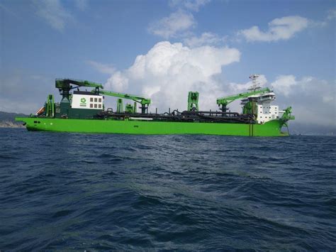 Demes Lng Fueled Dredger Heads Out To Sea Trials Offshore Energy