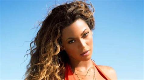 Beyoncé Served Ultimate Pop Star Vibes In Florida For Her Si Swim Cover Photo Shoot