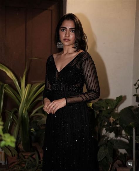 Rukmini Vasanths Bold New Photoshoot Stuns Fans ರುಕ್ಮಿಣಿ ವಸಂತ್