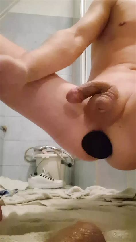 Dutch Slave Inserting Giant Toys Xhamster