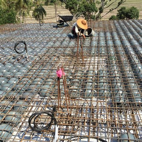 Bubble Deck Slab Is A Hollow Flat Slab That Spans In Two Directions In Which Plastic Balls Are