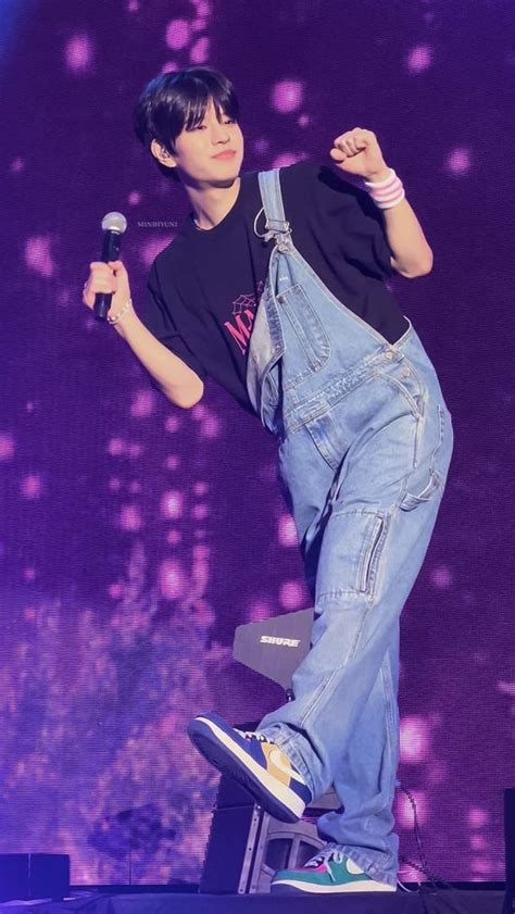 Seungmin Эскизы принцессы дисней Билли айлиш Принцессы