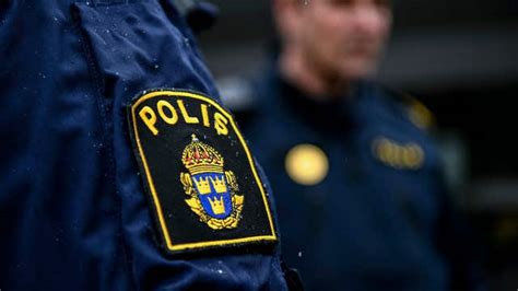 Kvinna Häktas Misstänkt För Mordet På Maken