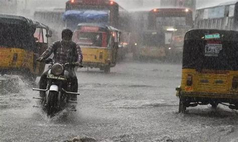 Heavy Rains Lash Parts Of Telangana