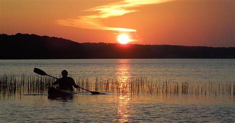 My Mom Had Me Paddle Around In The Same Spot For 15min But I Think