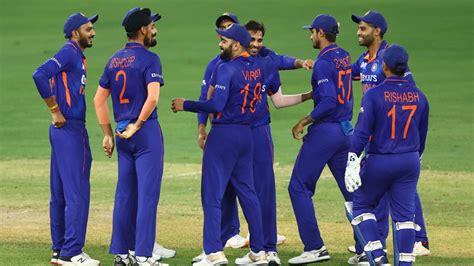 Ind Vs Aus T20 Series Bhuvneshwar Kumar May Included In Team India