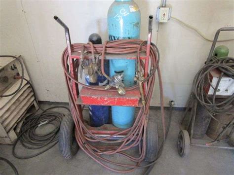 Cutting Torch W Tanks Cart Gauges Hoses Heaverlo Northwest Auctions