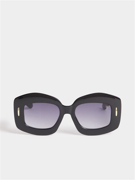 Square Sunglasses Bash