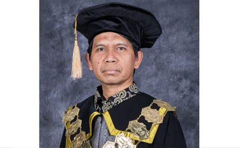 Kronologi Rektor Itk Sebut Mahasiswi Berjilbab Manusia Gurun Espos Id