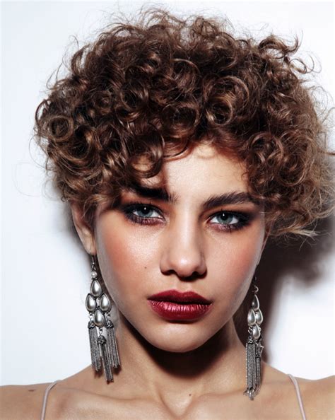Curly Pixie Cut Ideas Bold Styles For Your Curls Reportwire