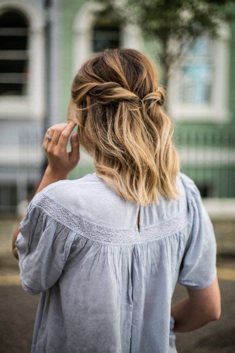 15 Peinados para cabello corto que te quitarán el calor Acconciature