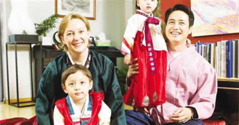 나라와 문화는 달라도 감사의 마음은 하나