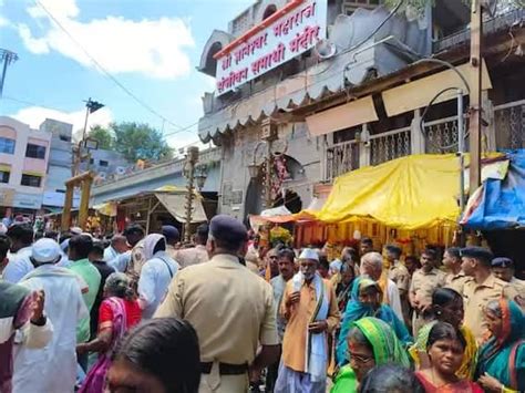 Ashadhi Wari 2023 Sant Tukaram Maharaj Dnyaneshwar Maharaj Palkhi In