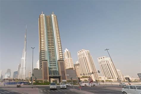 Rmjms Storey Dubai Apartment Block Badly Damaged By Fire