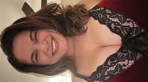 Crazycumslut A Very Merry Christmas Manyvids
